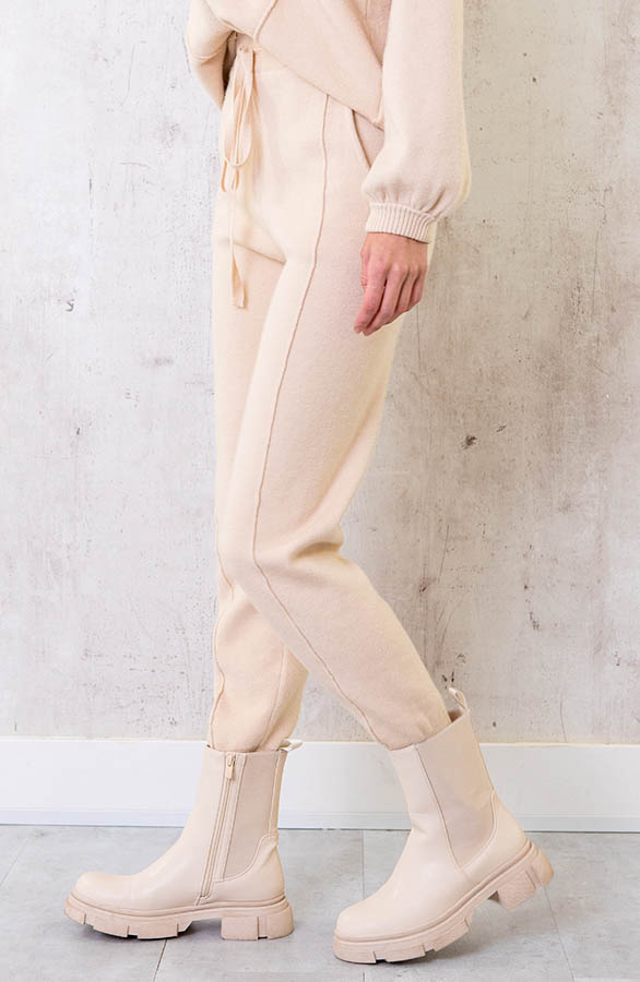 Jogging Set Beige | fashionmusthaves.nl
