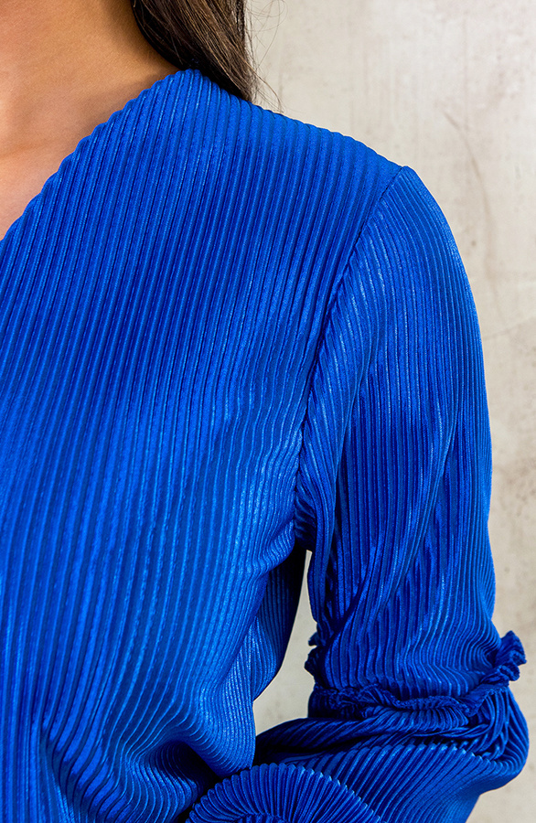 Plisse Blouse Met Ruches Mouw Kobalt | Fashionmusthaves.nl